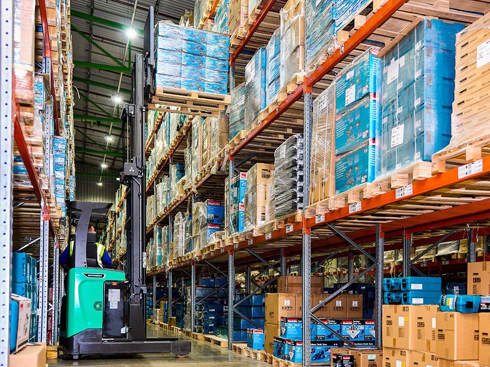 Makita Case Study UK - Mitsubishi Forklift Trucks